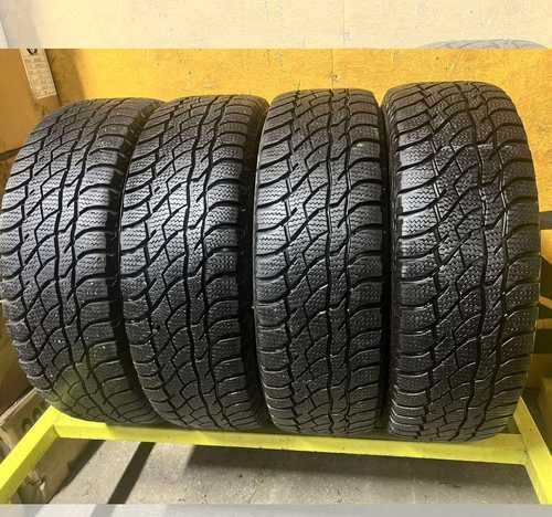 Viatti Bosco S/T V-526 215/65 R16