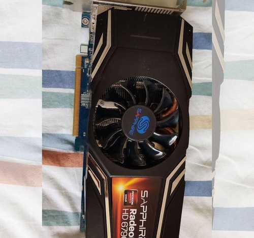 Видеокарта Sapphire Radeon HD 6790