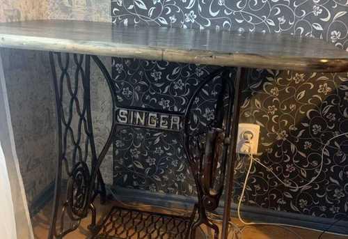 Стол на станине швейной машины Singer