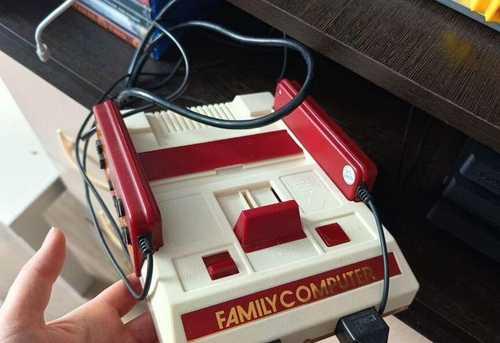 Игровая приставка family computer