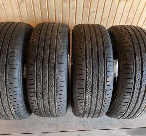 Kumho Solus HS63 235/55 R18