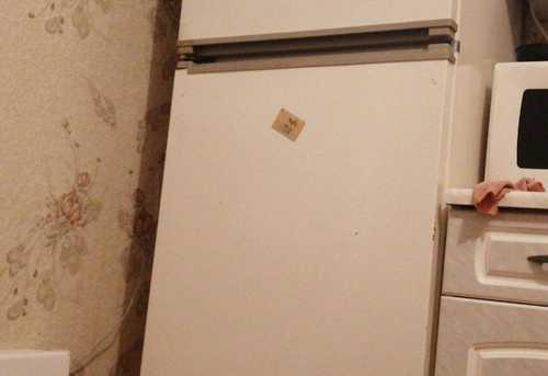 Холодильник бу маленький высота 145