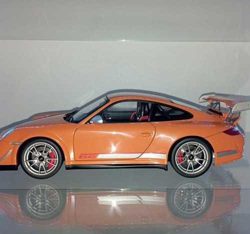 Porsche 911 GT3RS 4.0 AutoArt 1/18