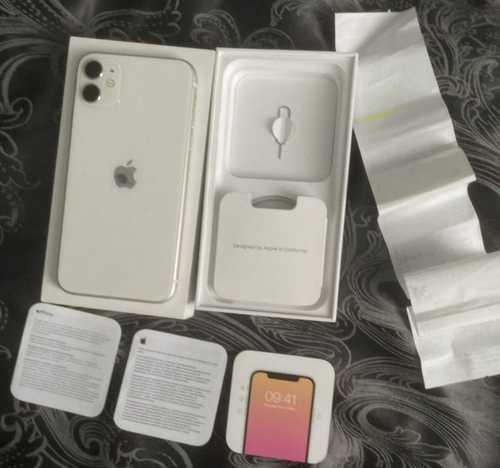 iPhone 11, 64 ГБ