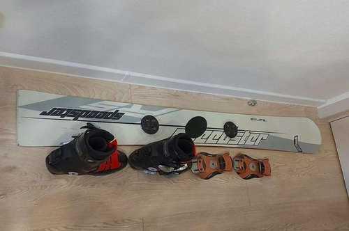 Сноуборд F2 с креплениями step-in Raichle X-Bone и