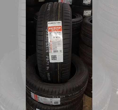 Kumho Ecsta PS71 275/55 R19 111W