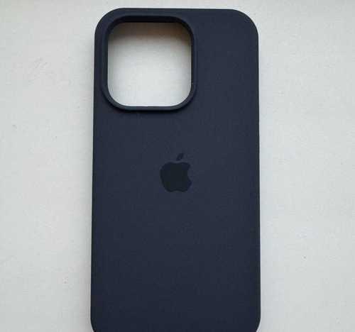 Чехол на iPhone 15 pro. Silicone case