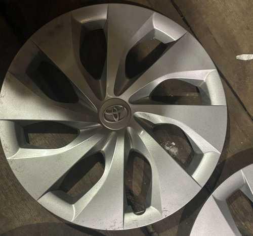 Продам колпаки на toyota