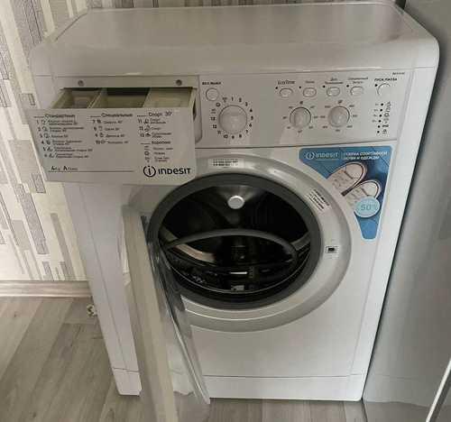 Стиральная машина Indesit iwuc 4105 (Цвет: White)