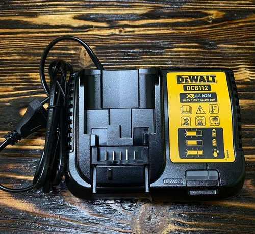 Зарядное устройство DeWalt DCB112