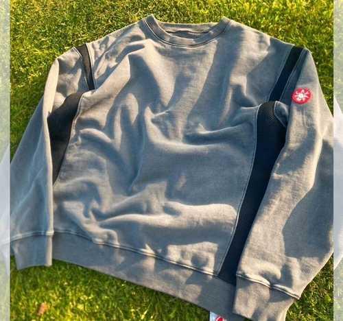 Свитшот Cav Empt с перфорацией