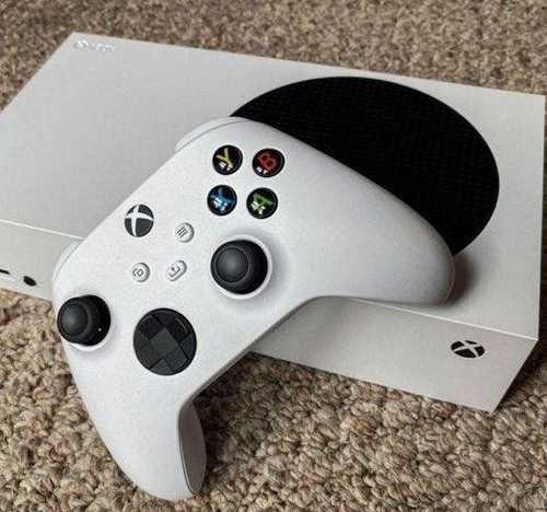 Продам Xbox series S 512 GB, White