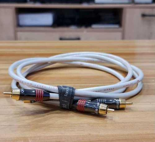 Qed qunex 2 RCA кабель 2 по 1 метру