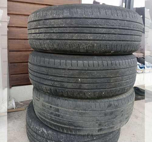 Yokohama BluEarth AE50 215/55 R17