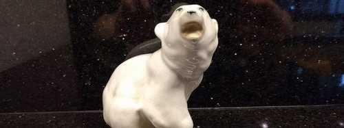 Фарфоровая статуэтка воронежский фз "белый медведь