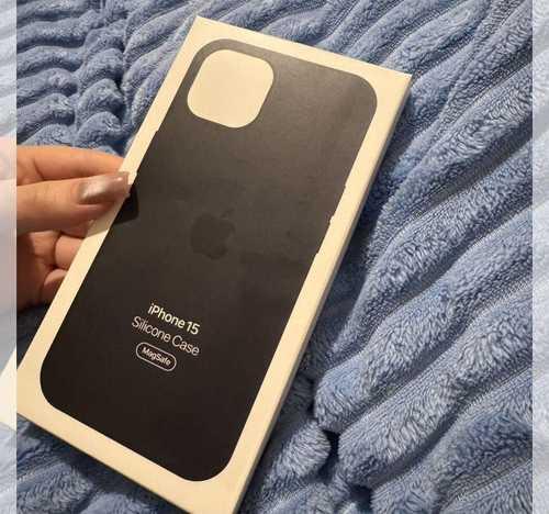 Чехол на iPhone 15 (новый)