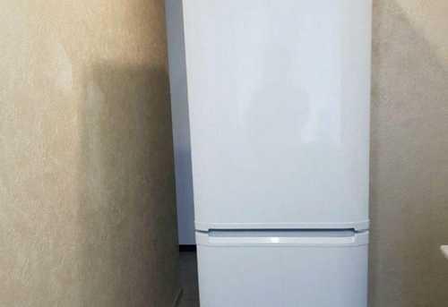 Холодильник Hotpoint Ariston 195 см высокий