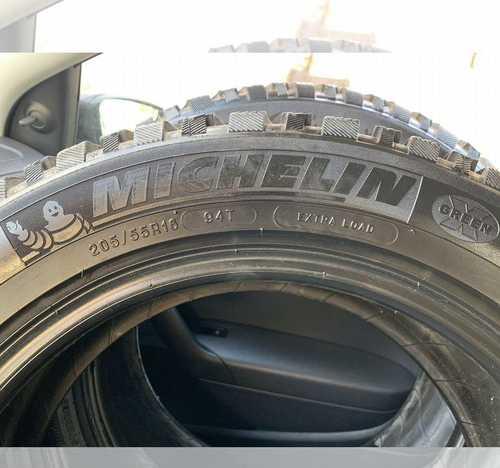 Michelin Agilis X-Ice North 205/55 R16 94T