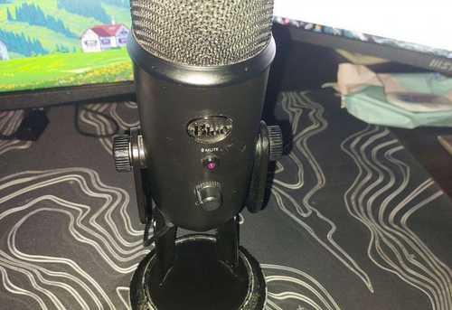 Микрофон Blue Yeti