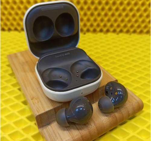 Беспроводные наушники Samsung Galaxy Buds2 (Т1)