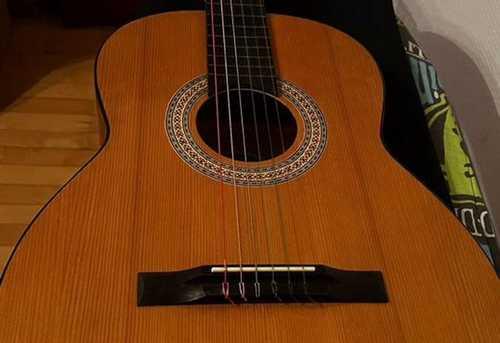 Акустическая гитара Cremona