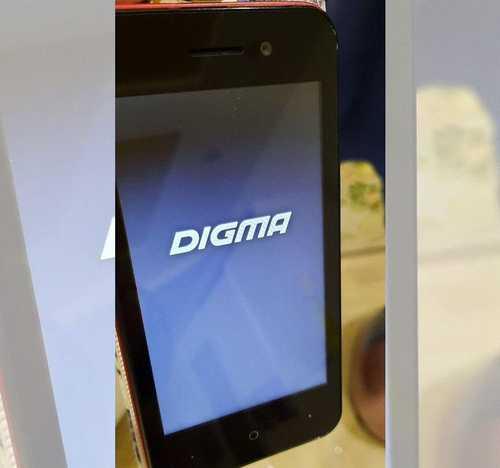 DIGMA HIT Q401 3G, 8 ГБ