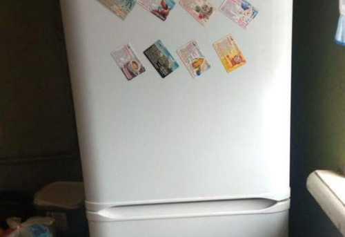 Минихолодильник с морозильной бу