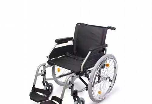 Кресло-коляска инвалидная Omega Luxe 200