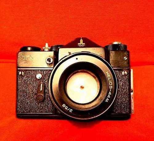Плёночный фотоаппарат zenith ttl black Helios 44
