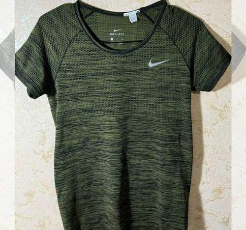 Футболка женская nike dri fit (S)