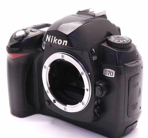 Nikon D70 body (пробег 25540 кадров)