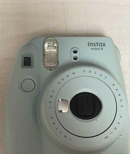 Плёночный фотоаппарат мгновенной печати Instax