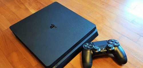 Ps4 slim 500