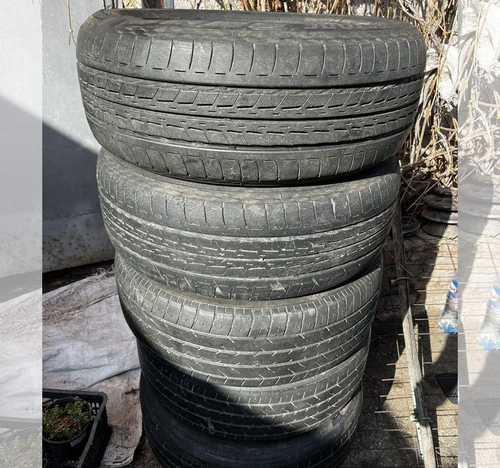 Bridgestone Blizzak LM-005 205/55 R16