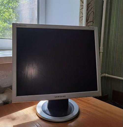 Монитор Samsung SyncMaster 920N 19''