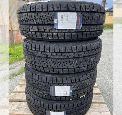 Pirelli Formula Ice FR 215/55 R18 99H