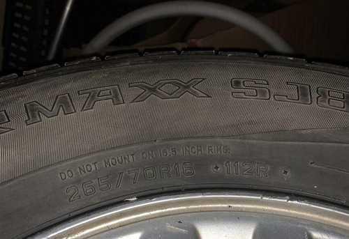 Dunlop Winter Maxx SJ8 265/70 R16 112R