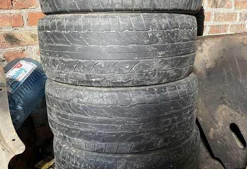 Nitto NT555 235/45 R17