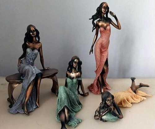 Фигурки статуэтки девушек из полистоуна
