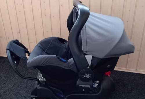 Автолюлька Britax Romer Primo с базой