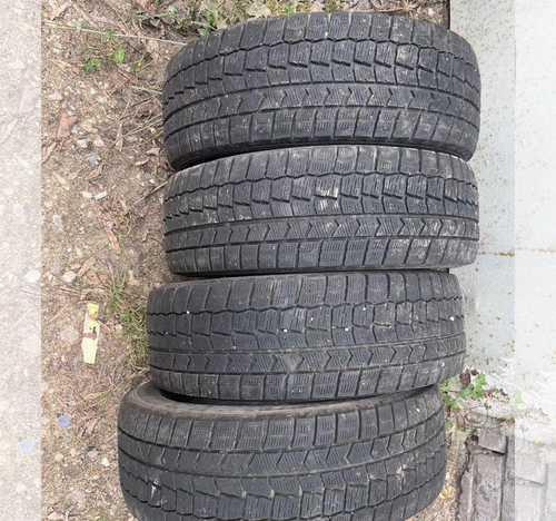 Dunlop Winter Maxx WM02 215/60 R16 99T