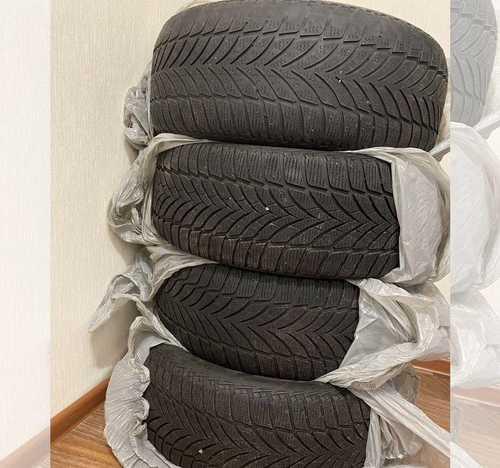 Goodyear UltraGrip Ice 2 225/50 R17