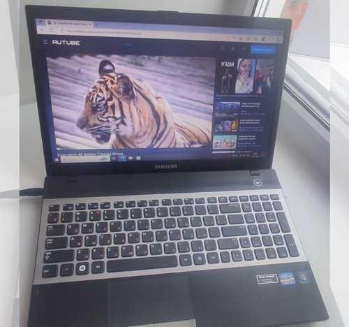 Samsung NP300V5A (i3-2330M/GT 520MX/DDR3 5GB)