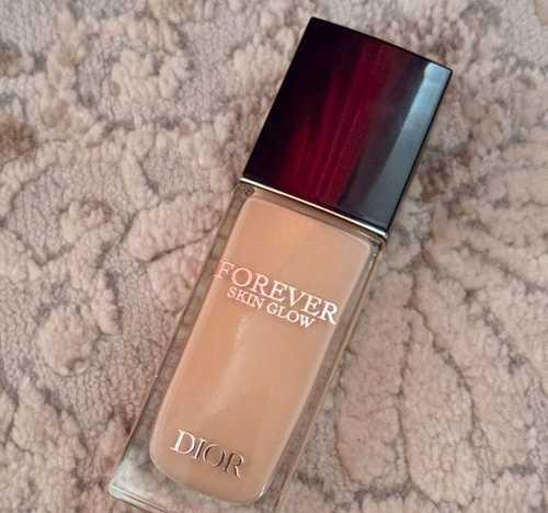 Тональный крем Dior forever skin glow 0,5n