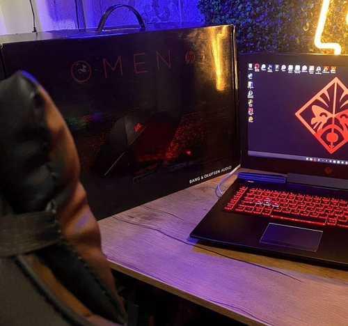 Ноутбук HP omen 17 дюймов i5/16 gb/gtx 1060 6gb