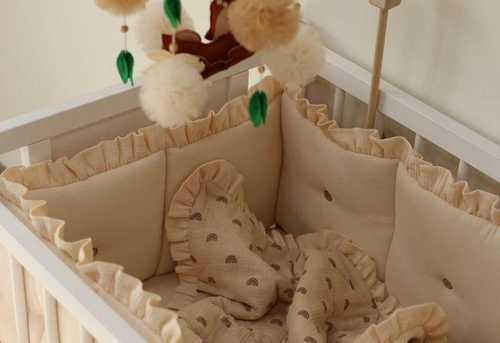 Бортики в детскую кроватку новые из муслина