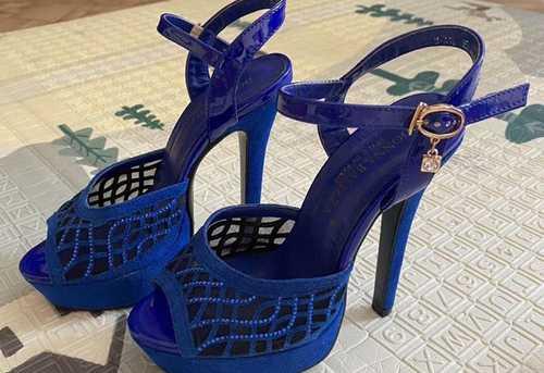 Туфли женские 35 размер синие новые