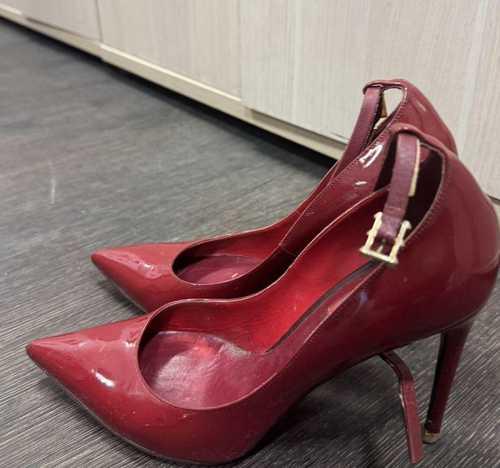 Туфли лодочки Valentino р.40