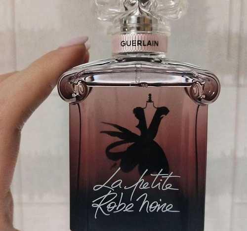 Guerlain LA petite robe noire intense