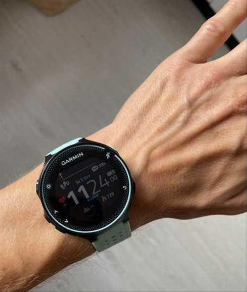 Часы Garmin forerunner 235